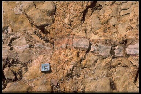 Dike breccia - impact breccia dikes - ERNSTSON CLAUDIN IMPACT ...